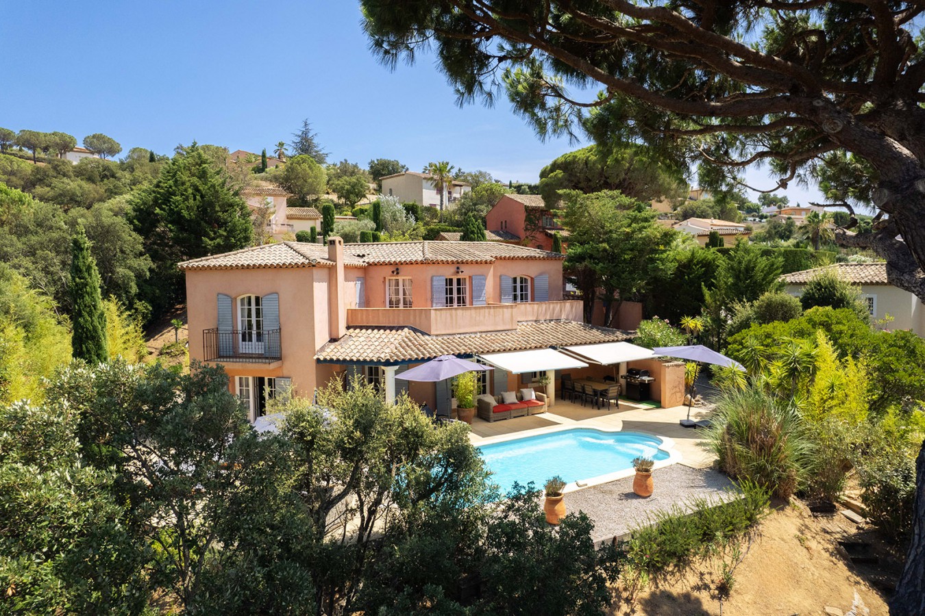Rent luxury villas in Sainte Maxime, Côte d'Azur - VillaSud