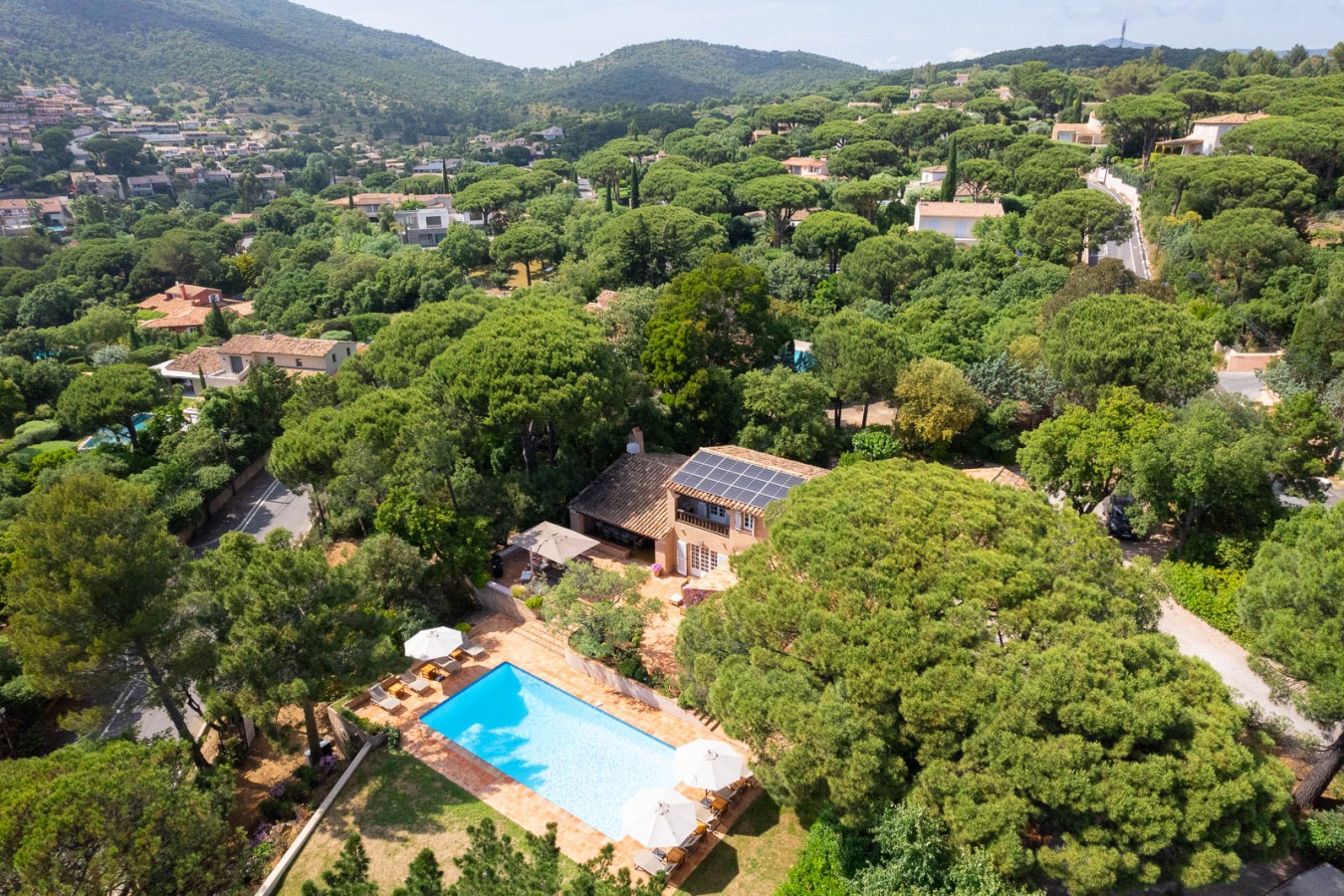 Rent luxury villas in Sainte Maxime, Côte d'Azur - VillaSud